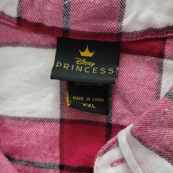 Disney | Tops | Disney Princess Mulan Portrait Dipdye Womens Flannel ...